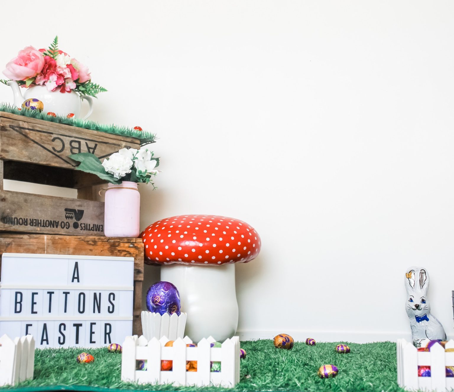 ABC Wooden Crate - Little Bettons Party Hire